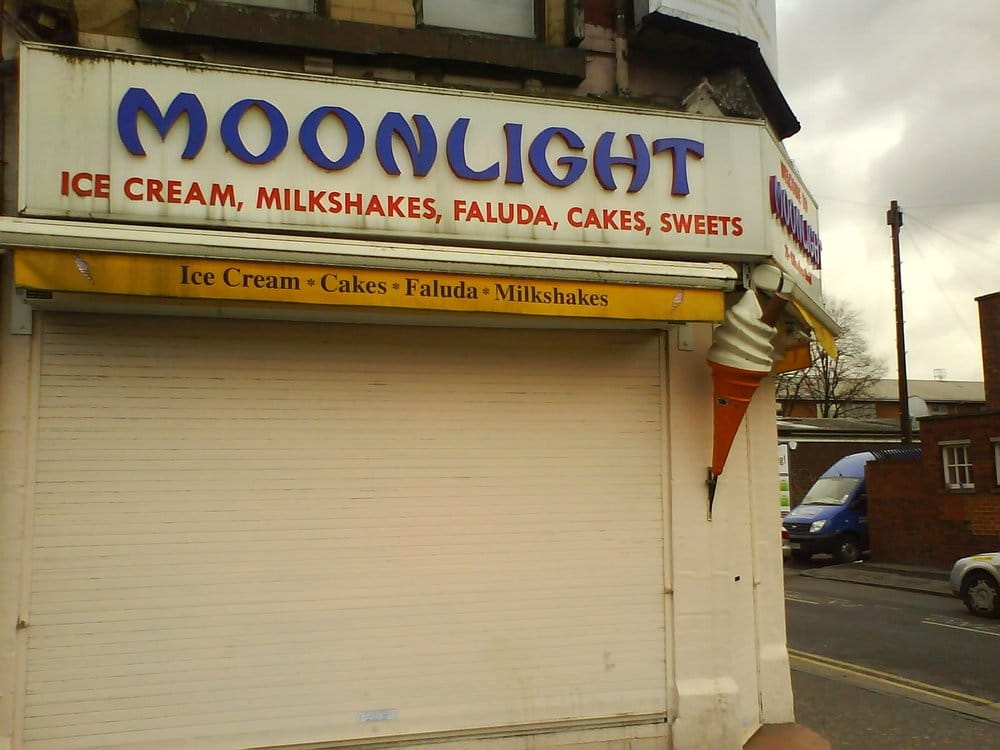 MOONLIGHT - Updated October 2025 - 11 Reviews - 75 Wilmslow Road ...