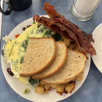 CROSS KEYS DINER - 174 Photos & 253 Reviews - 4125 E Swamp Rd ...