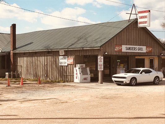 SANDERS GROCERY - Updated October 2025 - 10 Photos - 30901 US-49E ...
