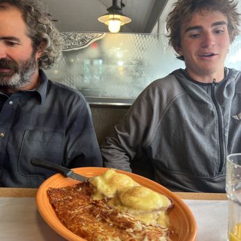 ROOSTERS RESTAURANT - Updated February 2025 - 167 Photos & 250 Reviews ...