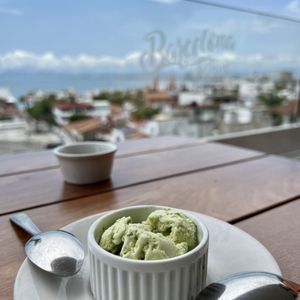 TUNA AZUL - 306 Photos & 204 Reviews - Seafood - Calle Francisca ...