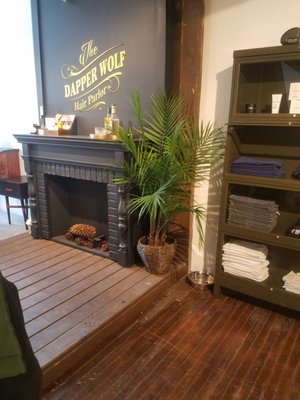 THE DAPPER WOLF - 550 Vandalia St, Saint Paul, Minnesota - Hair Salons ...