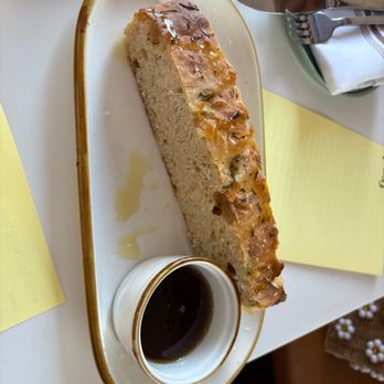 FRED - Updated December 2025 - 63 Photos & 24 Reviews - 205 Broadway ...