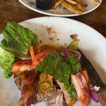 THE MOONSHINERS SOUTHERN TABLE + BAR - Updated 2024 - 1329 Photos & 766 ...