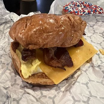 DO-RITE DONUTS & CHICKEN - Updated August 2024 - 2073 Photos & 1492 ...