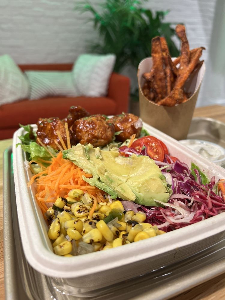 ELEPHANT + VINE - 49 Photos & 34 Reviews - 2315 N Lincoln Ave, Chicago ...