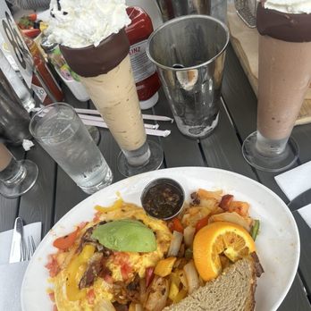 WAYPOINT CAFE - Updated July 2024 - 1536 Photos & 1826 Reviews - 325 ...