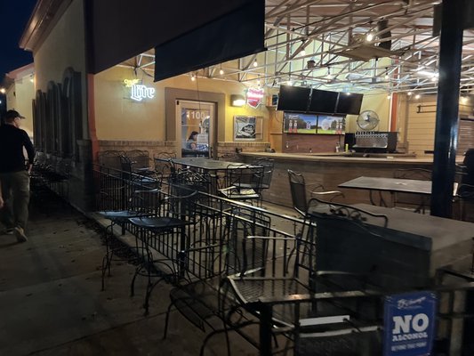 TJ CHUMPS - Updated December 2025 - 73 Photos & 120 Reviews - 7050 ...