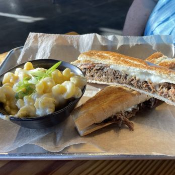 THE BOOZY PIG - Updated October 2024 - 514 Photos & 210 Reviews - 3255 ...