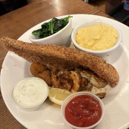 HALF SHELLS SEAFOOD GRILL - Updated September 2025 - 677 Photos & 599 ...