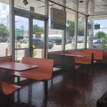 ROYAL CASTLE - Updated May 2025 - 95 Photos & 90 Reviews - 2700 NW 79th ...