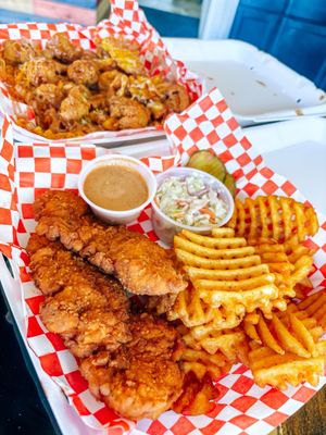 CHICKY SANDOS - Updated December 2025 - 71 Photos & 63 Reviews - 7930 ...