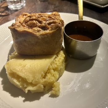 THE SHEEP HEID INN - Updated December 2025 - 127 Photos & 99 Reviews ...