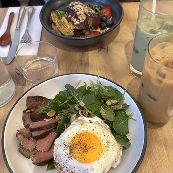 TWO HANDS - Updated August 2024 - 637 Photos & 391 Reviews - 251 Church ...