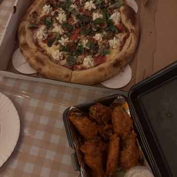 SLAP BOX PIZZA AND WINGS - Updated October 2025 - 27 Photos & 25 ...