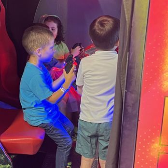 URBAN AIR TRAMPOLINE AND ADVENTURE PARK - Updated December 2024 - 148 ...