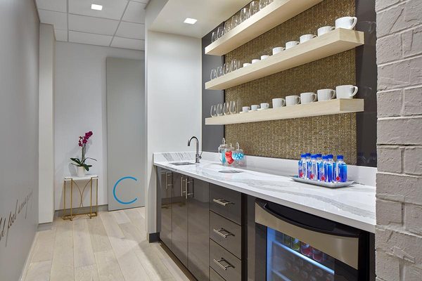 OVME - Updated January 2026 - 27 Photos & 28 Reviews - 3167 Peachtree ...