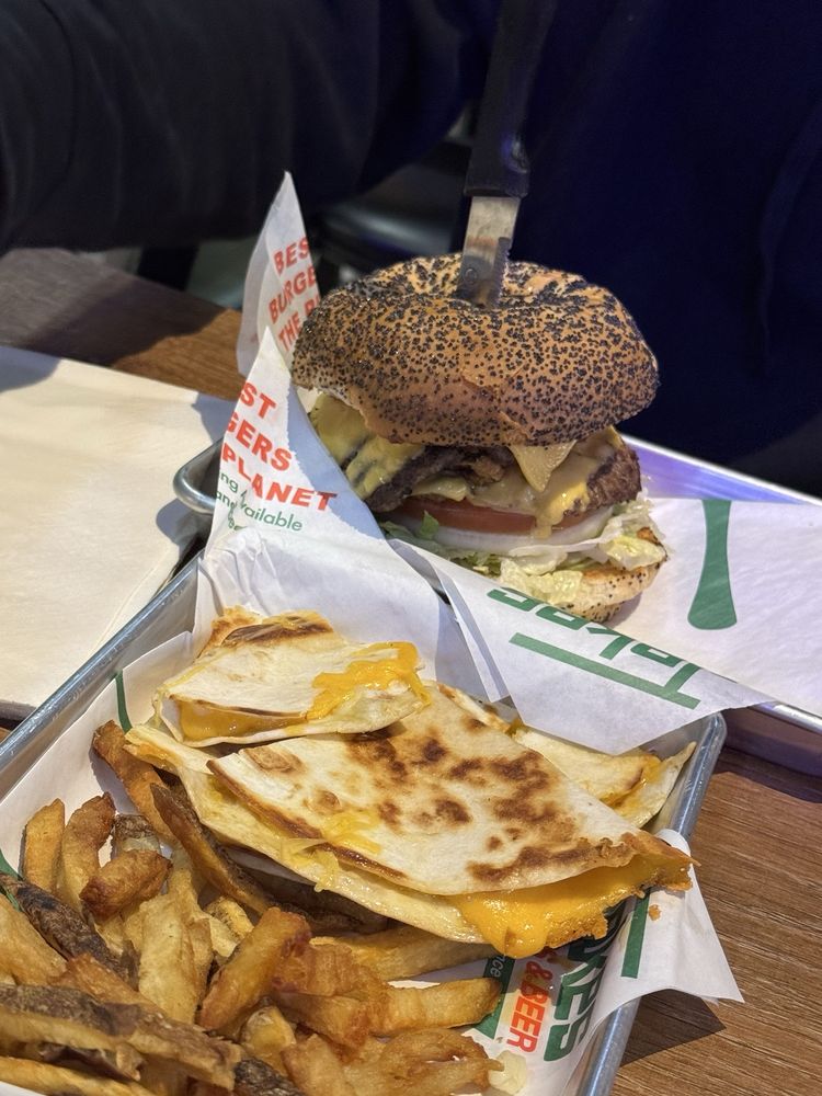 JAKES BURGERS - Updated December 2025 - 13 Photos & 56 Reviews - 10031 ...