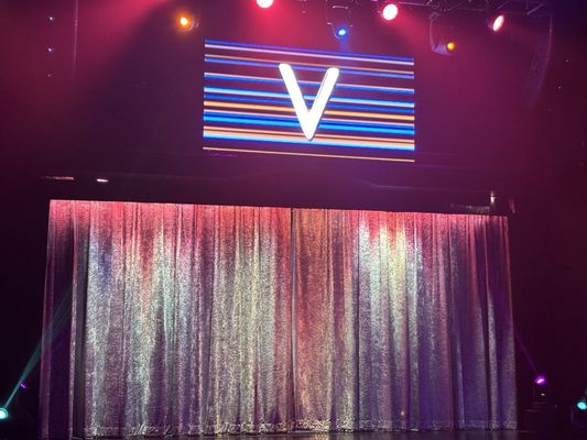 V - THE ULTIMATE VARIETY SHOW - Updated August 2025 - 128 Photos & 496 ...