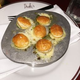 DRAKE’S HOLLYWOOD - Updated April 2025 - 421 Photos & 108 Reviews ...