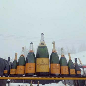 CLOUD NINE ALPINE BISTRO - Updated December 2025 - 130 Photos & 69 ...