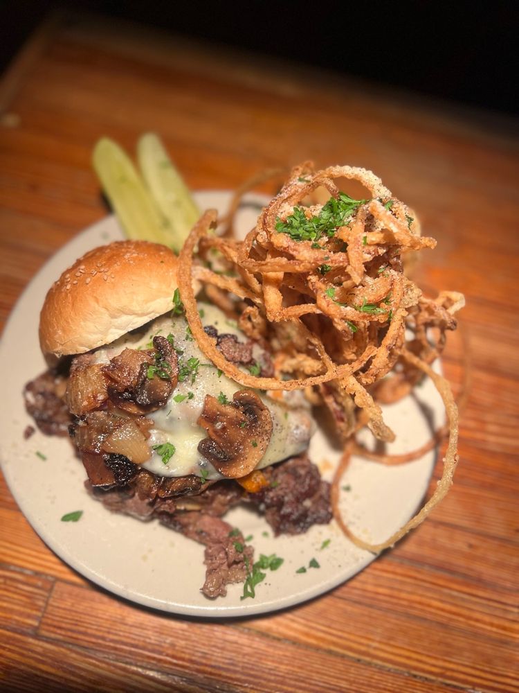 4TH BASE RESTAURANT - 830 Photos & 186 Reviews - 5117 W National Ave ...