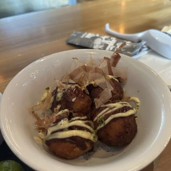 TIGER DEN - Updated December 2024 - 2077 Photos & 1361 Reviews - 9889 ...