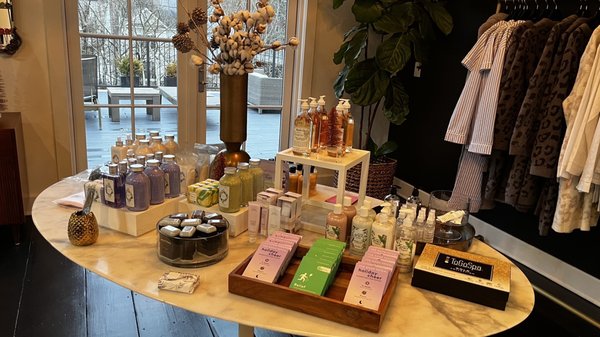 NURTURE SPA - Updated January 2026 - 26 Photos & 65 Reviews - 31 W ...