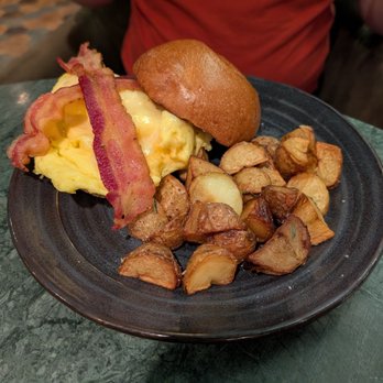 HARTA - Updated October 2025 - 265 Photos & 71 Reviews - 30 W 39th St ...