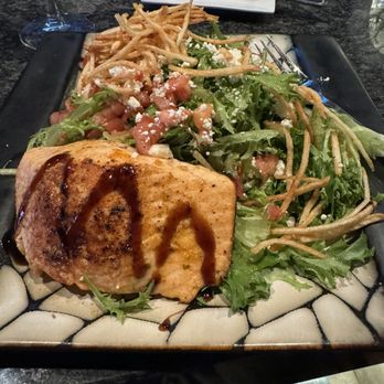 THREE ROSES TAVERN - Updated October 2025 - 69 Photos & 58 Reviews ...