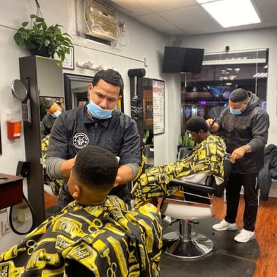 DIAMOND CUTS BARBERSHOP - Updated January 2025 - 46 Photos - 239B ...