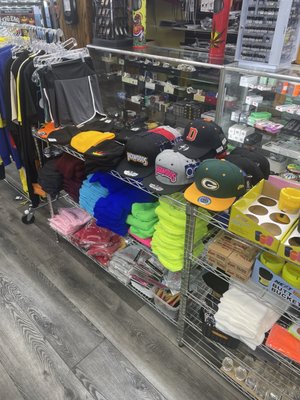 CIGARETTES 4 LESS - Updated December 2025 - 15 Photos - 699 Lewelling ...