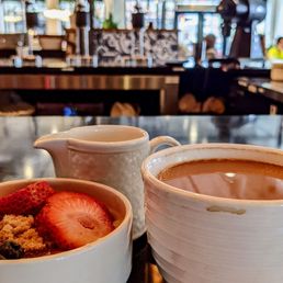 THE GREAT COMMONER - 372 Photos & 134 Reviews - 22001 Michigan Ave ...