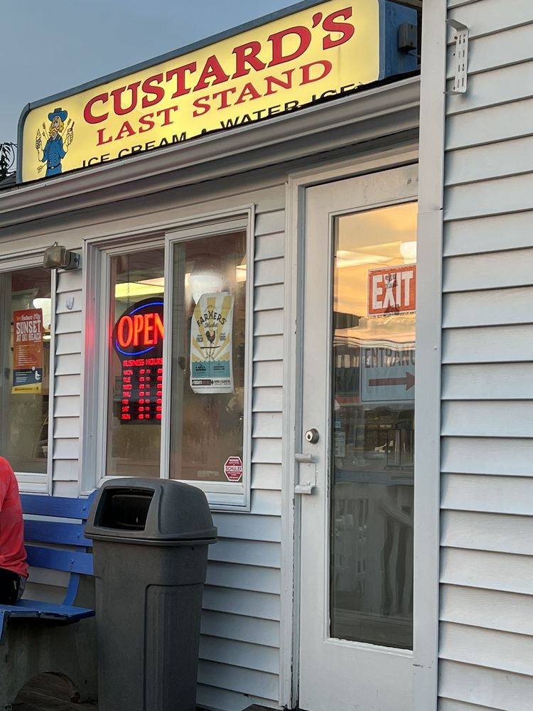 CUSTARDS LAST STAND - Updated August 2024 - 45 Photos & 46 Reviews ...