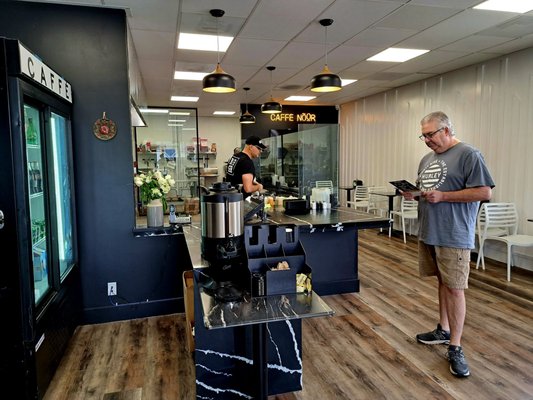 CAFFÉ NOOR - 91 Photos & 121 Reviews - 2760 Tapo Canyon Rd, Simi Valley ...