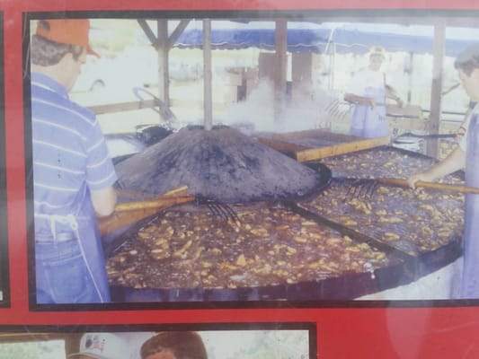 WORLD’S LARGEST FRYING PAN - Updated May 2026 - 37 Photos & 12 Reviews ...