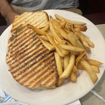 VALLEY DINER RESTAURANT - Updated July 2024 - 66 Photos & 144 Reviews ...