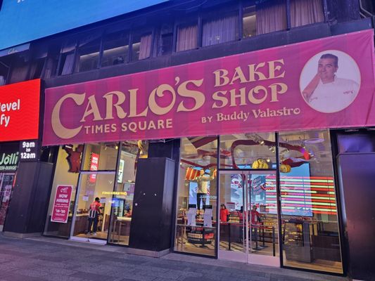 CARLO’S BAKE SHOP - Updated April 2024 - 28 Photos - 1500 Broadway, New ...