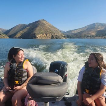 PYRAMID LAKE RECREATION AREA/LOS ALAMOS CAMPGROUND - Updated October ...