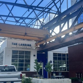THE LANDING KITCHEN - 225 Photos & 111 Reviews - 617 Righters Ferry Rd ...