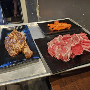 KOGI GOGI BBQ - Updated July 2025 - 979 Photos & 909 Reviews - 1358 9th ...