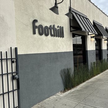 FOOTHILL - Updated April 2025 - 1823 Photos & 1288 Reviews - 2835 E ...