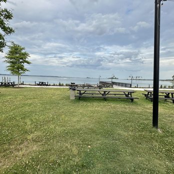 MERROIR - Updated August 2025 - 422 Photos & 362 Reviews - 784 Locklies ...