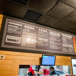 BEAKY’S HOT CHICKEN - Updated March 2025 - 86 Photos & 95 Reviews ...