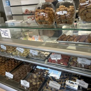 RISPOLI PASTRY SHOP - Updated December 2025 - 113 Photos & 112 Reviews ...
