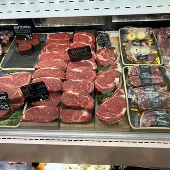 STOCK TC - Updated December 2025 - 63 Photos & 19 Reviews - 2388 Yonge ...