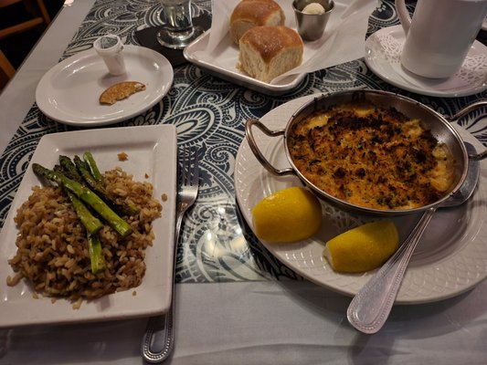 DOLPHIN RESTAURANT - Updated August 2025 - 71 Photos & 143 Reviews ...