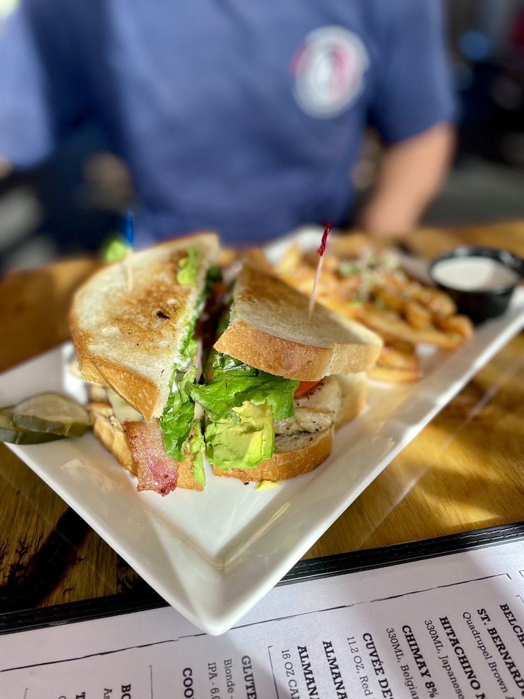 SOUTH GATE BREWING COMPANY - 1124 Photos & 1456 Reviews - 40233 ...