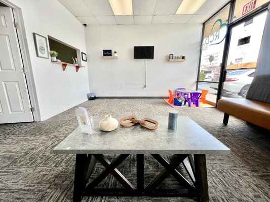 RCDA TESTING - Updated January 2026 - 11 Photos - 319 Palomar St, Chula ...