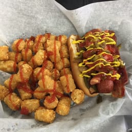 THE LUNCH BOX - Updated October 2025 - 126 Photos & 177 Reviews - 1701 ...